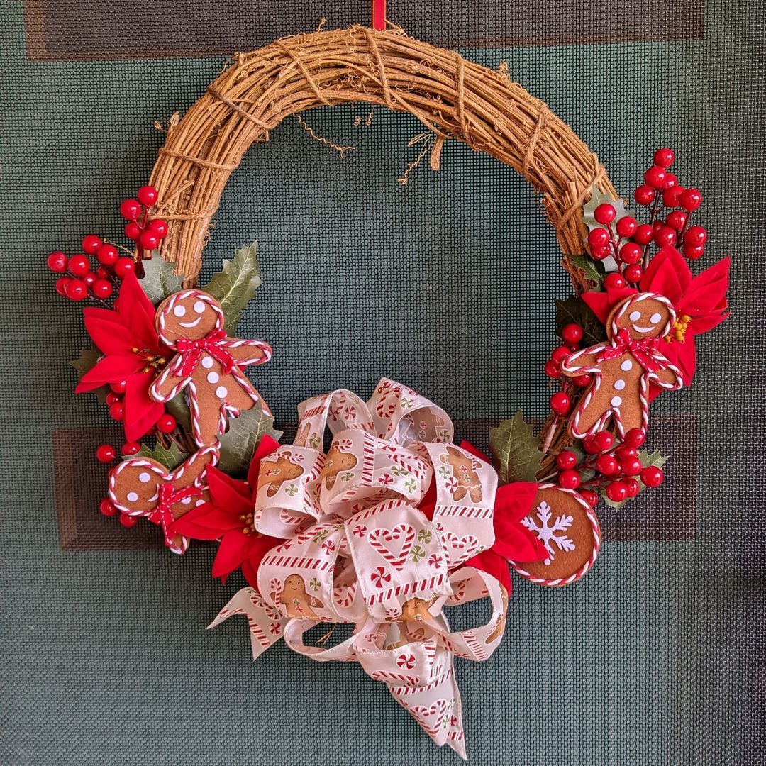 Gingerbread wreath – Handmade by Brambleberry